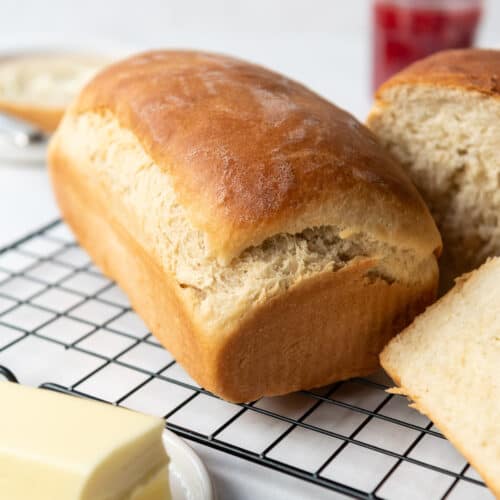 The Easiest White Bread – Chef Jamie Tully